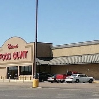 EDWARDS FOOD GIANT - Updated October 2025 - 460 S Alabama St, Marianna ...