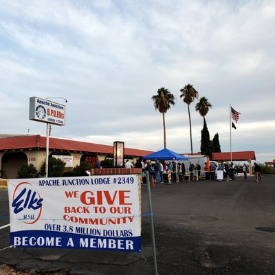 APACHE JUNCTION ELKS LODGE #2349 - Updated November 2025 - 85 Photos - 2455 N Apache Trl, Apache ...