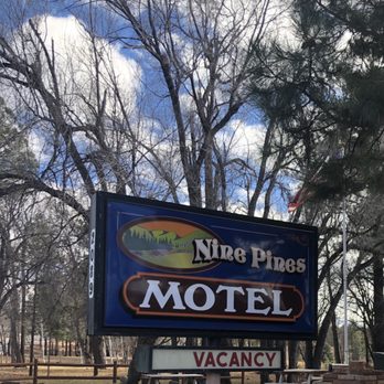NINE PINES MOTEL - Updated October 2025 - 17 Photos & 35 Reviews - 2089 ...