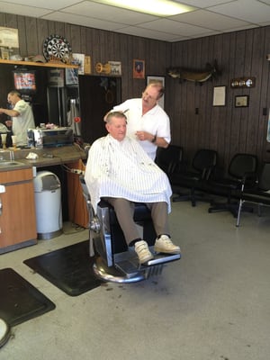BOEVING BARBER SHOP - Updated January 2026 - 513 E Main St, Belleville ...