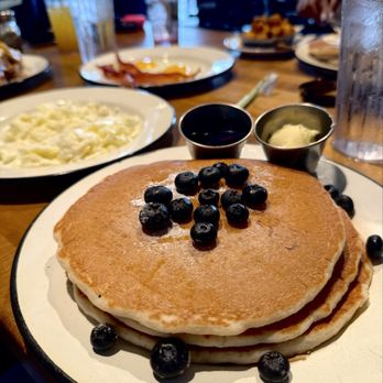 MAPLE LANDING - Updated August 2025 - 685 Photos & 608 Reviews - 5855 ...