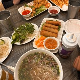 PHO 21 - Updated January 2026 - 2246 Photos & 1118 Reviews - 2569 S ...