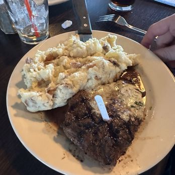 STRAP TANK BREWERY - Updated January 2025 - 540 Photos & 573 Reviews ...