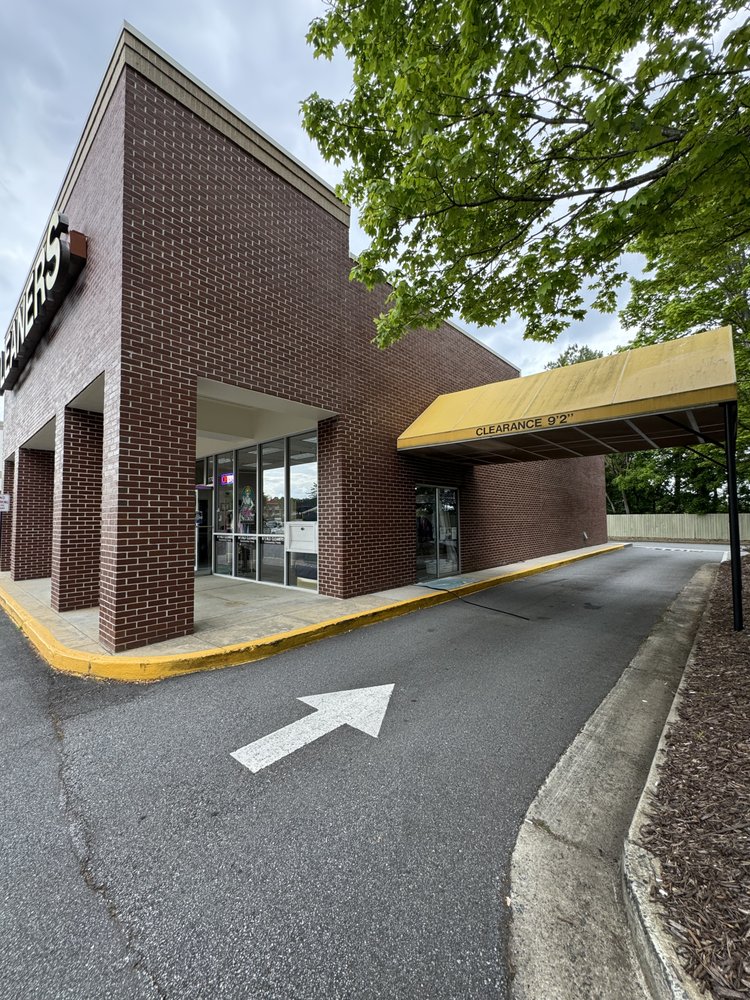 WORLD CLEANERS - Updated September 2025 - 11 Photos & 12 Reviews ...