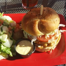 RED ROBIN GOURMET BURGERS AND BREWS - Updated July 2025 - 230 Photos ...