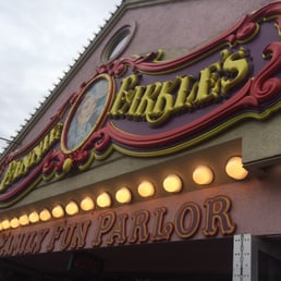 FANNIE FARKLE’S FAMILY FUN PARLOR - Updated July 2025 - 60 Photos & 123 ...