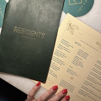 RESIDENTS CAFE & BAR - Updated February 2025 - 1652 Photos & 574 ...