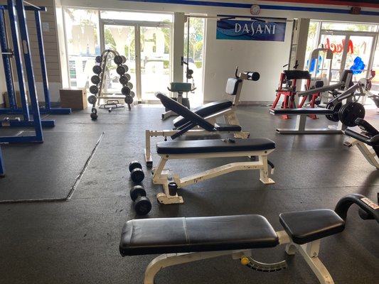 MACK GYM - 12 Photos - 105952 Overseas Hwy, Key Largo, Florida - Gyms ...