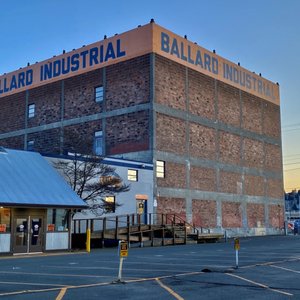 STONEWAY HARDWARE BALLARD - Updated October 2025 - 18 Photos & 86 ...