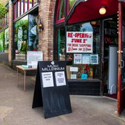 MAGPIE - Updated January 2025 - 35 Photos & 26 Reviews - 1960 SE ...