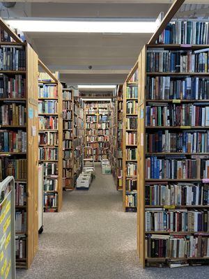 HENDERSON BOOKS - Updated December 2025 - 21 Photos & 80 Reviews - 116 ...