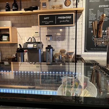 QUIXOTIC COFFEE - Updated May 2024 - 281 Photos & 255 Reviews - 769 ...