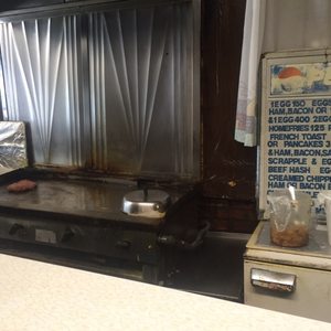 THIRD BASE LUNCHEONETTE - 17 Photos & 34 Reviews - 704 Garibaldi Ct ...