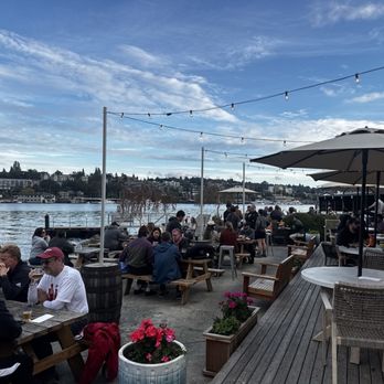 GASWORKS BREWING - Updated January 2026 - 160 Photos & 84 Reviews ...