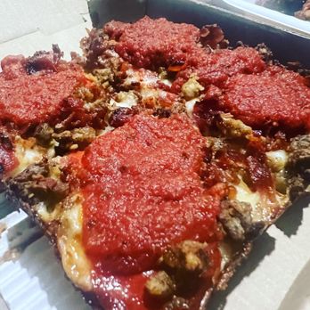THE REC PIZZA & DETROIT EATS - Updated November 2024 - 225 Photos & 325 ...