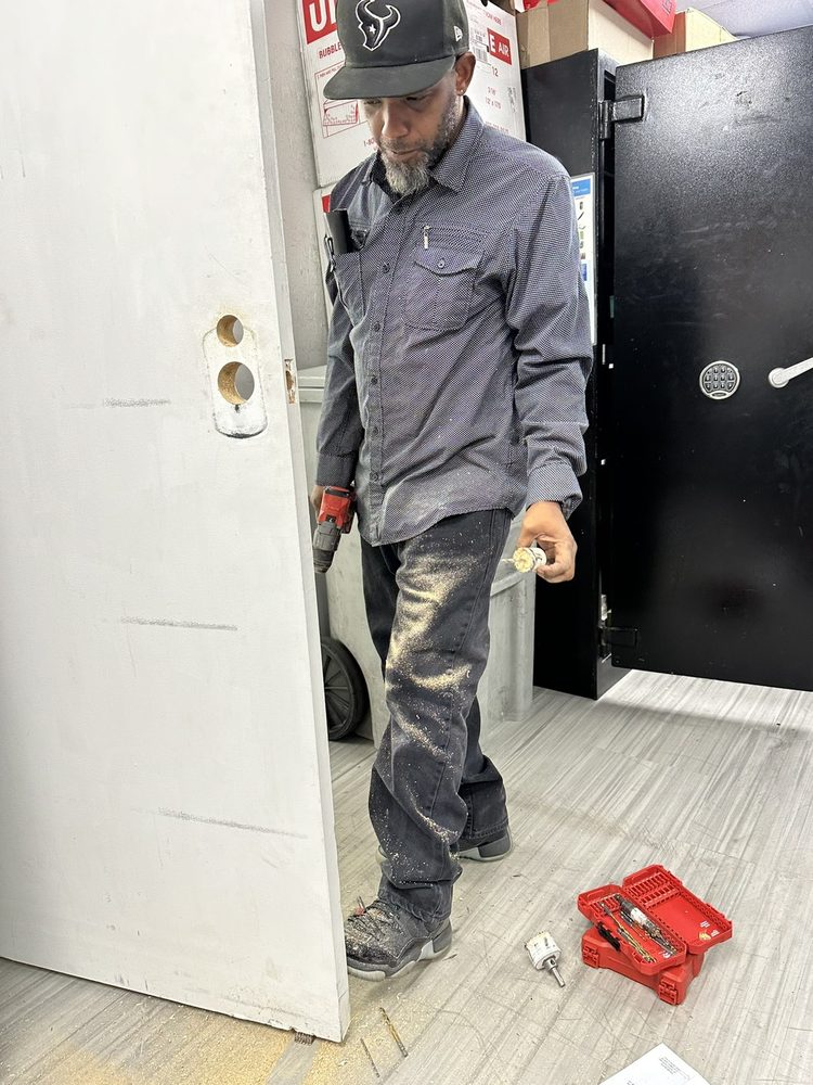 UNLOCK MY DOOR - Updated December 2025 - 15 Photos - Denver, Colorado ...