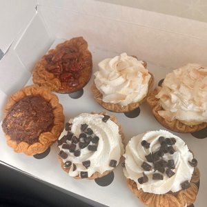 TINY PIES - 460 Photos & 328 Reviews - 5035 Burnet Rd, Austin, Texas ...