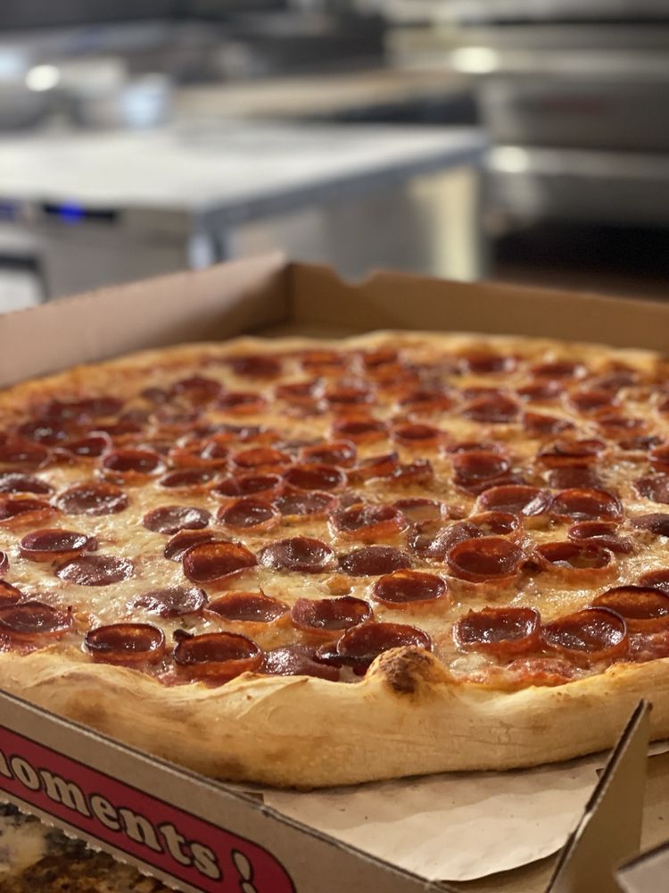 JOHNNY T’S BROOKLYN PIZZERIA - Updated May 2025 - 75 Photos & 64 ...