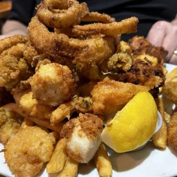 SCOTTIES PUB - Updated November 2025 - 55 Photos & 62 Reviews - 202 ...