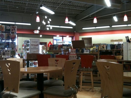 PHOENIX BOOKS - Updated October 2025 - 11 Reviews - 2 Carmichael St ...