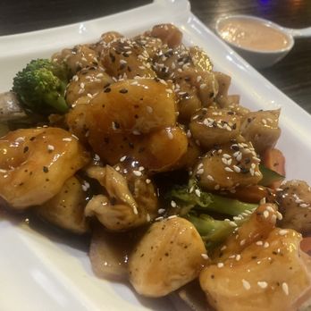 REUNION ASIAN KITCHEN - Updated May 2025 - 69 Photos & 82 Reviews - 805 ...