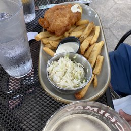 THREE BIRDS TAVERN - 398 Photos & 484 Reviews - 1492 4th St N, St ...