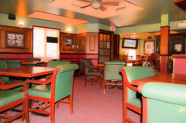 THE PEARSON PUB - Updated October 2025 - 12 Photos & 10 Reviews - 101 ...