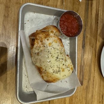 ELLIOT’S WOOD FIRED KITCHEN & TAP - Updated July 2025 - 235 Photos ...