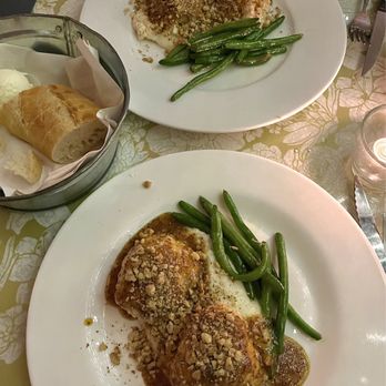 LAST RESORT GRILL - Updated August 2024 - 574 Photos & 856 Reviews ...