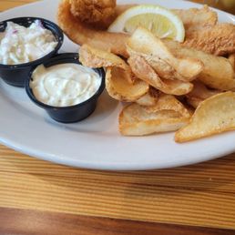 RUSTED CROW ON THE LAKE - Updated August 2025 - 151 Photos & 80 Reviews ...