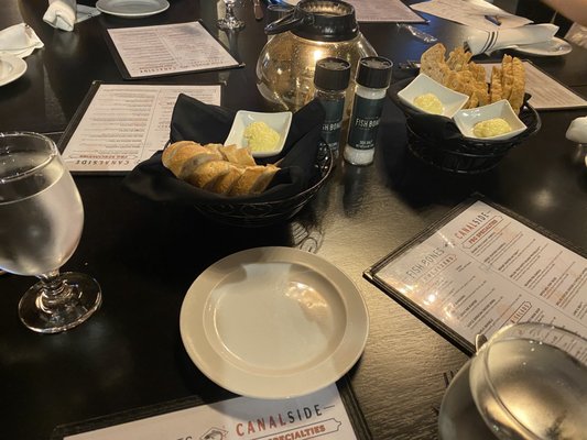 FISH BONES GRILL - Updated December 2025 - 170 Photos & 213 Reviews ...