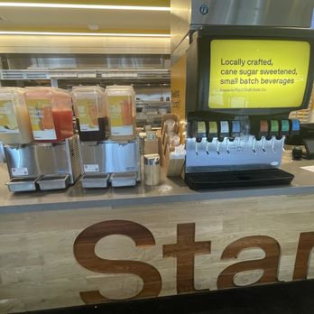 STARBIRD CHICKEN - Updated August 2024 - 261 Photos & 174 Reviews ...