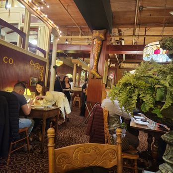 THE OLD SPAGHETTI FACTORY - Updated June 2025 - 420 Photos & 337 ...