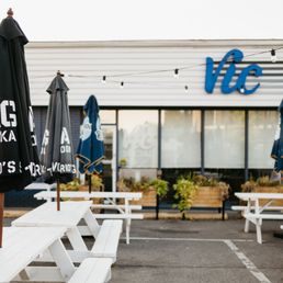 VIC SOCIAL - Updated October 2025 - 54 Photos & 11 Reviews - 166 Picton ...