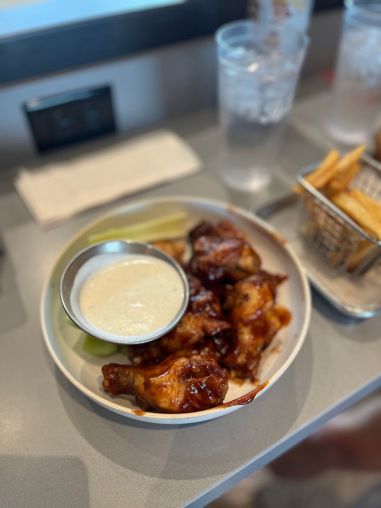 UINTA BREWING - Updated December 2025 - 130 Photos & 138 Reviews - 776 ...