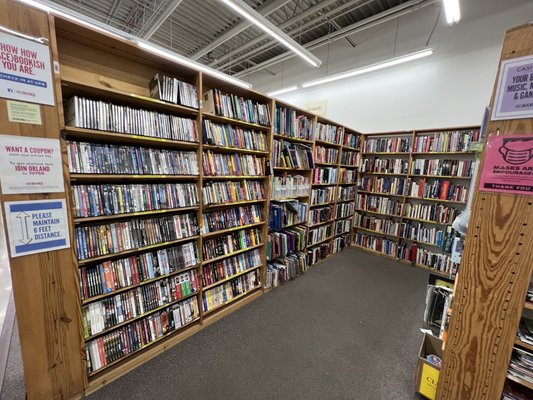 HALF PRICE BOOKS - Updated December 2025 - 42 Photos & 92 Reviews - 31 ...