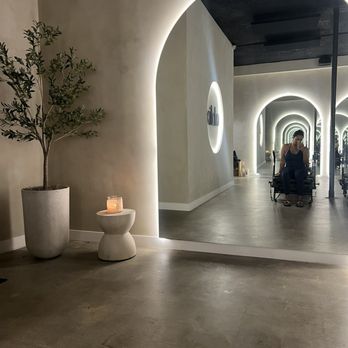 OBLIX STUDIO - Updated July 2024 - 14 Photos & 11 Reviews - 13607 Ventura Blvd, Sherman Oaks ...