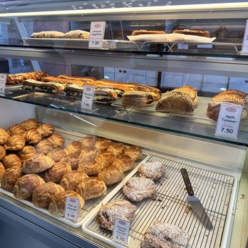 PENINSULA PASTRIES PALM SPRINGS - 448 Photos & 348 Reviews - 611 S Palm ...