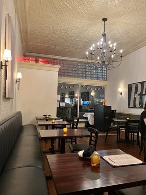 RED ON MAIN - Updated October 2025 - 110 Photos & 105 Reviews - 122 E ...