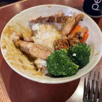 TERI CAFE - Updated August 2025 - 953 Photos & 1087 Reviews - 2216 S El ...