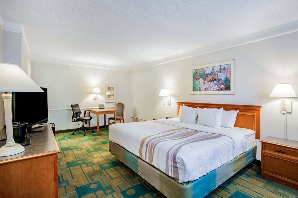 BAYMONT BY WYNDHAM ABILENE - Updated May 2026 - 57 Photos & 12 Reviews ...