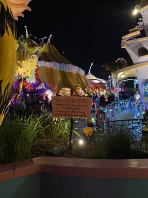 CARO-SEUSS-EL - 24 Photos & 13 Reviews - 3000 Universal Studios Plz ...