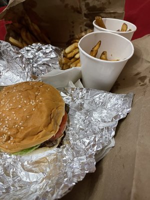 FIVE GUYS - Updated June 2024 - 19 Photos & 29 Reviews - 101 Hudson St ...