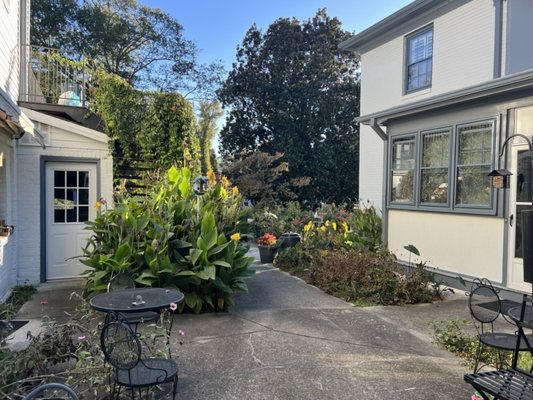 FUQUAY MINERAL SPRING INN & GARDEN - Updated January 2026 - 18 Photos ...