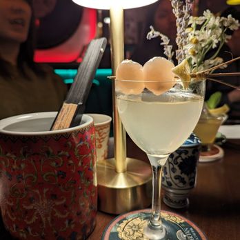 PAPER FAN COCKTAIL BAR - Updated March 2024 - 51 Photos & 15 Reviews ...