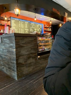 THE RED LINE CAFE - Cafe - 188 Essex St, Salem, Massachusetts - 104 ...