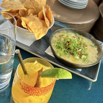 RISE ROOFTOP LOUNGE - Updated September 2024 - 521 Photos & 314 Reviews ...