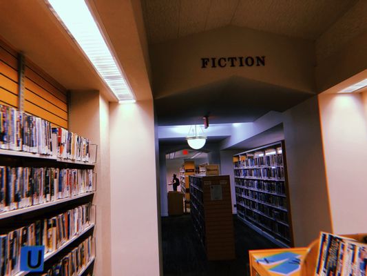 MENLO PARK LIBRARY - Updated October 2025 - 48 Photos & 72 Reviews ...