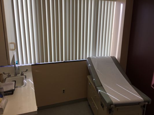 DR. SHIDA SAAM - Updated July 2025 - 30 Photos & 131 Reviews - 16300 Sand Canyon, Irvine ...