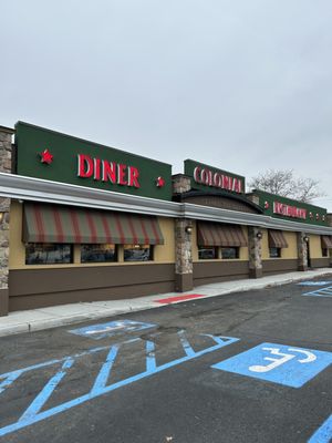 COLONIAL DINER - Updated July 2025 - 285 Photos & 340 Reviews - 560 ...